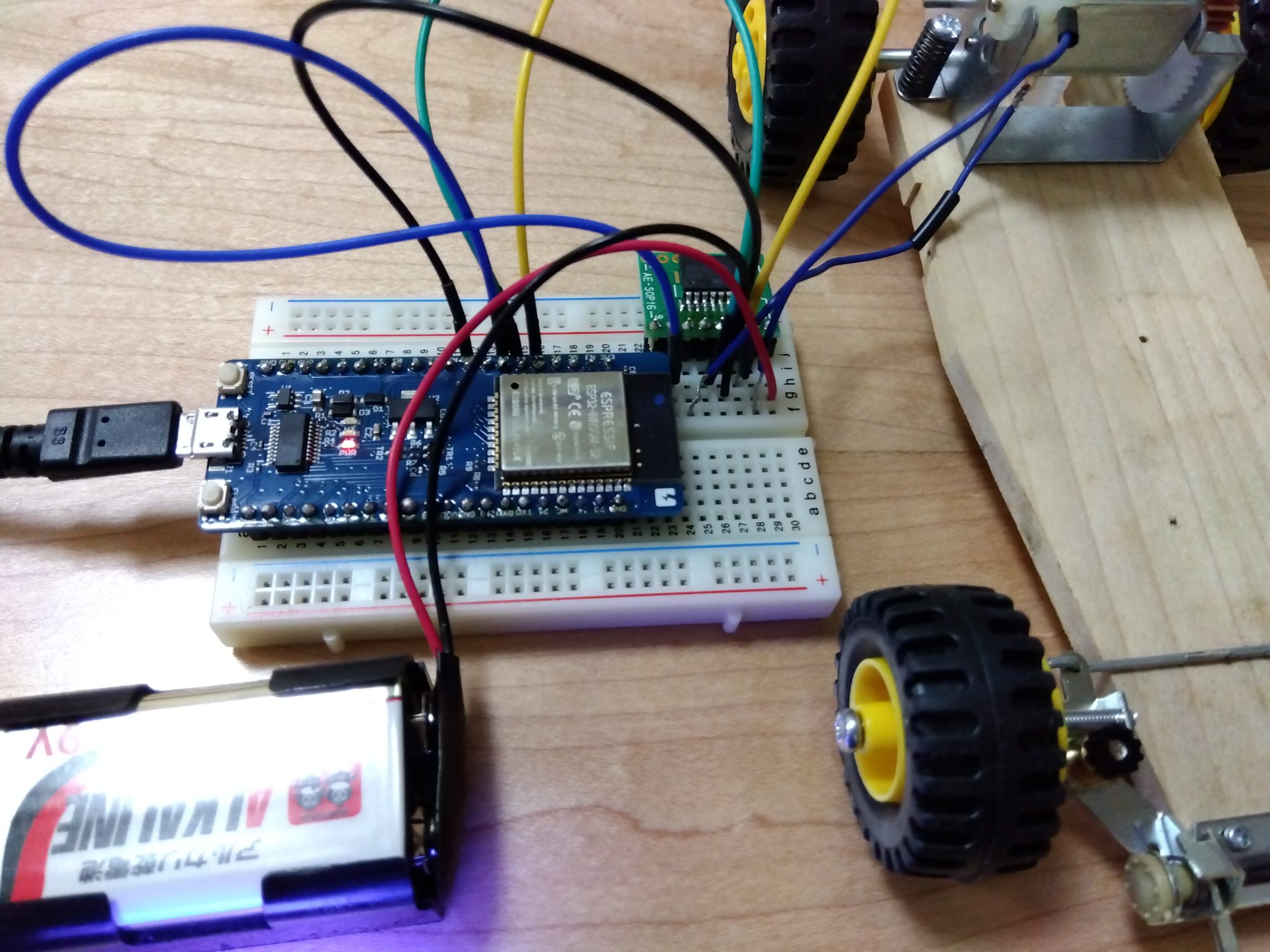 ESP32とPS4コントローラーDualshock4をbluetooth接続してDCモーター制御 | ふくのログ