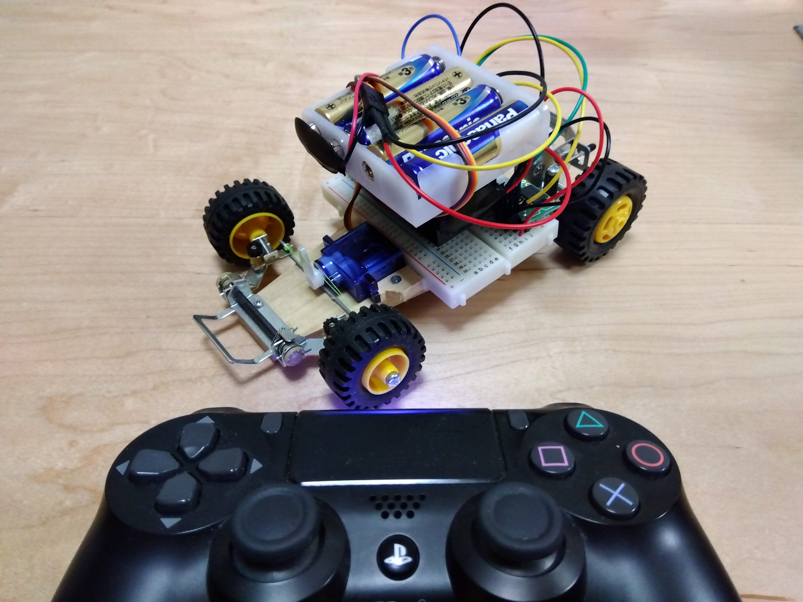 ラジコン製作 ESP32とPS4コントローラーDualshock4をbluetooth接続してモーター制御 | ふくのログ